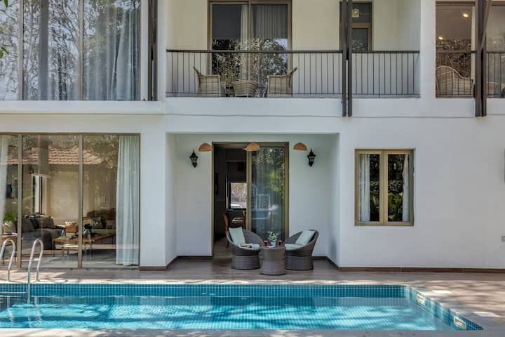Trezora Candolim - Luxury 4bhk Villa With Pool - Goa