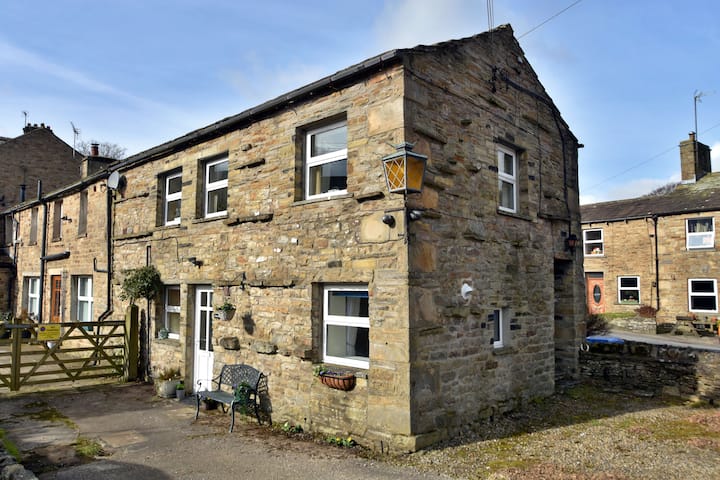 Finest Retreats - Dales Barn Top - Hawes