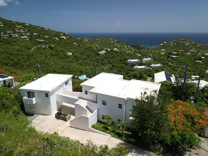 Barefoot In The Sun @ Sunset Quarters - Cruz Bay