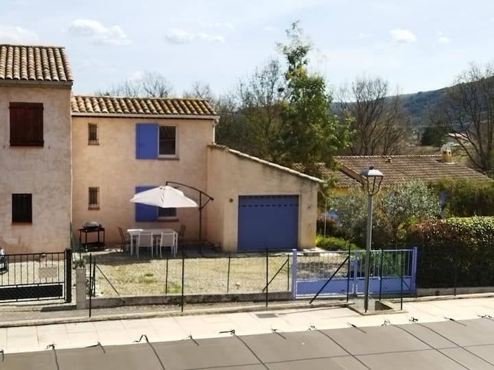 Maison Confortable Avec Jardin à Quinson - Quinson