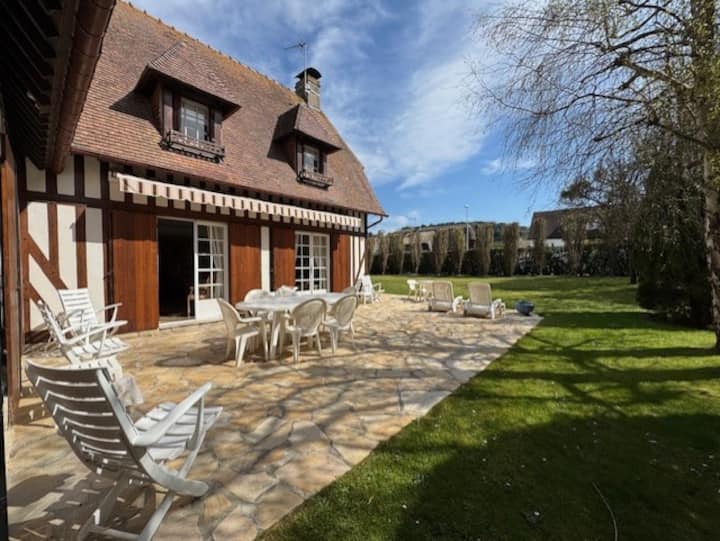 Grande Maison Avec Jardin Verdoyant - Blonville-sur-Mer