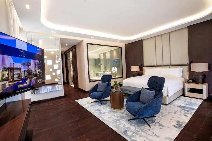 Ultra Luxury 5 Bed Villa With Private Pool Cinema - Dubai