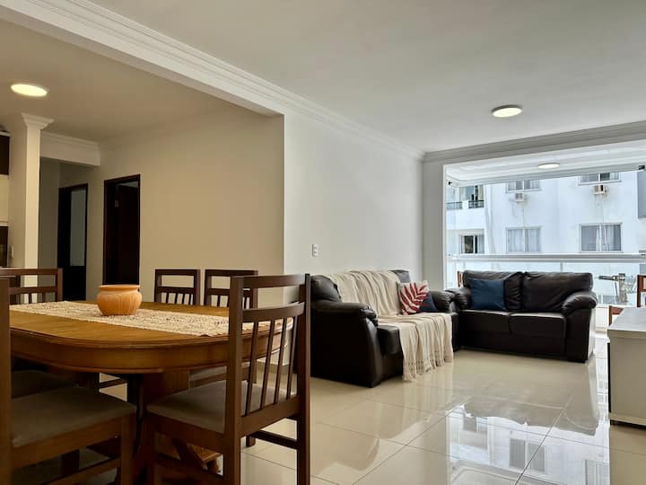 Amplo Quadra Mar Para 6 Pessoas - Balneário Camboriú