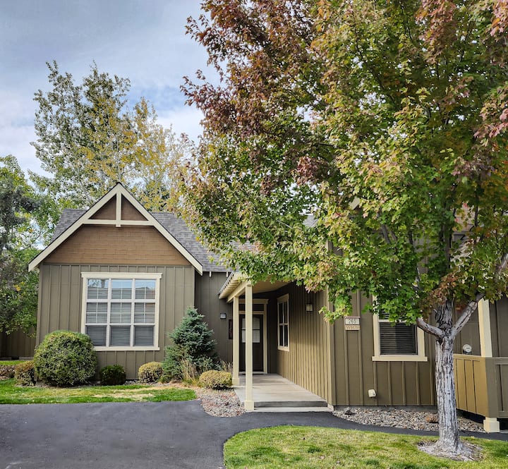 2br Desert Sky Cabin With Hot Tub - Redmond, OR
