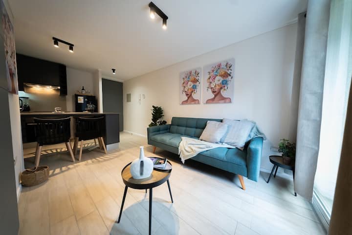 Depto. Con Piscina, Quincho, Metro Parque Almagro - La Cisterna