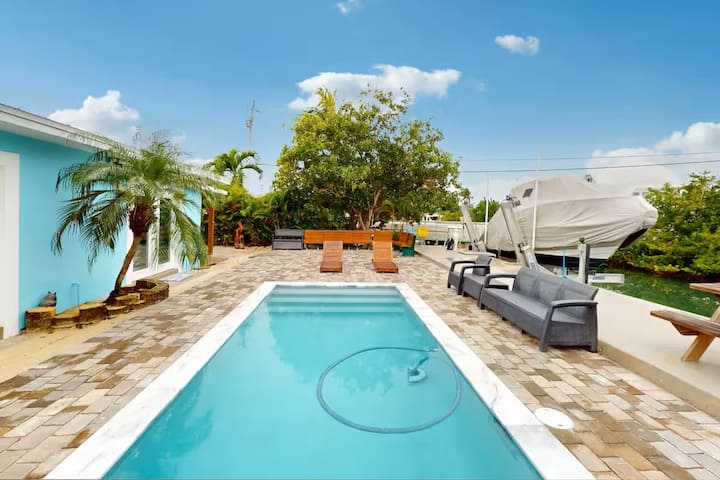 Blue Escape - Marathon