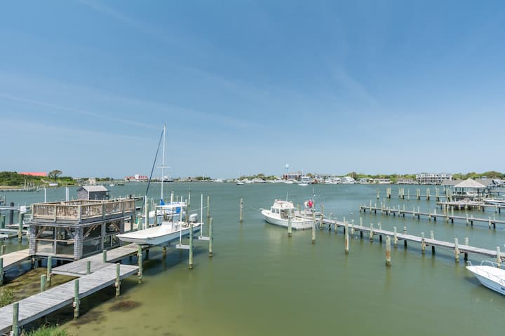 Net House A - 1 Bedroom Villa On The Water! - Ocracoke, NC