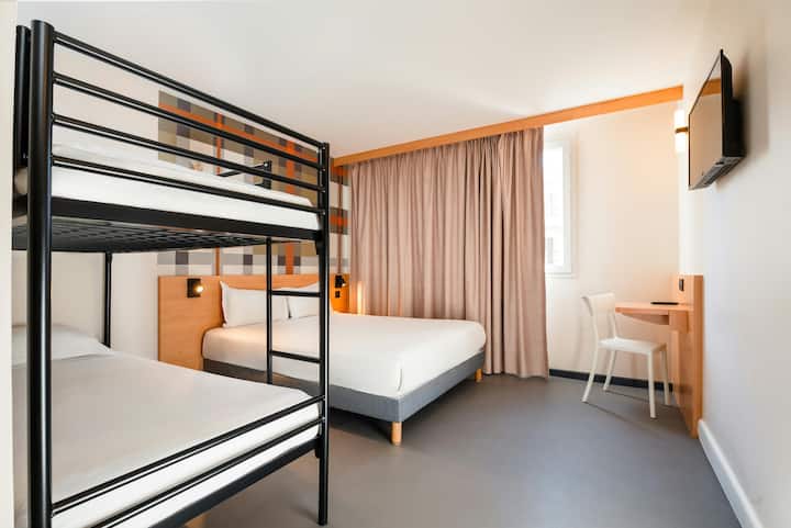 Family Room With Bunk Beds In Heart Of Nice - 니스
