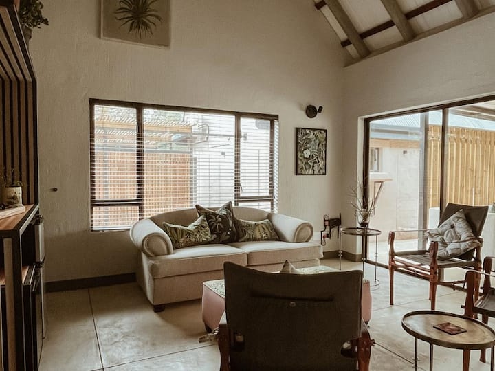 Rock Fig Villa Room 4 (Hoedspruit Wildlife Estate) - Hoedspruit