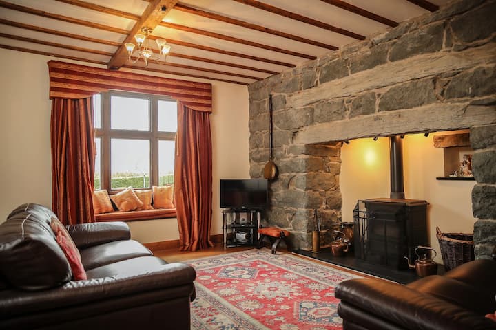 Farm Wing - Pwllheli