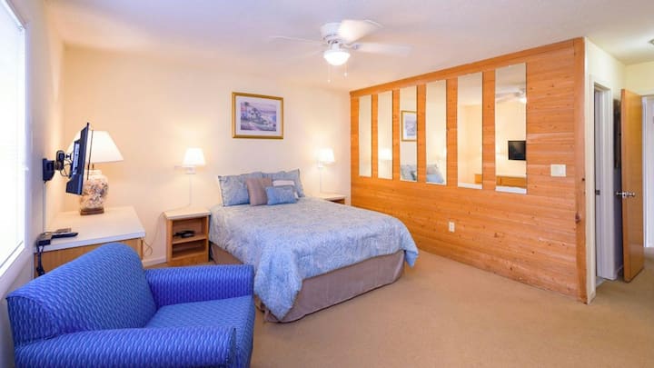 Ideal Spot Just 2.5 Blocks From The Beach - Kitty Hawk, NC