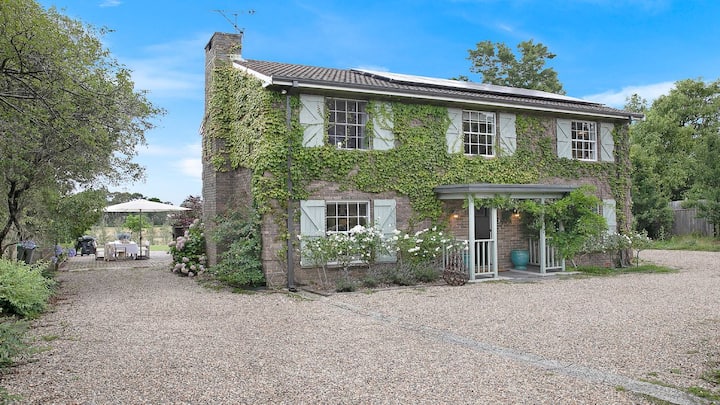 Merrigang Cottage, Bowral - Alpine