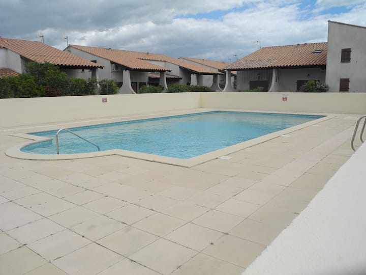 Petite Maison Avec Piscine Et Animaux Admis - Saintes-Maries-de-la-Mer