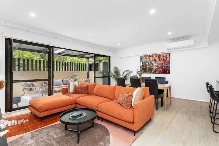 Renovated Townhouse In Northbridge - Perth