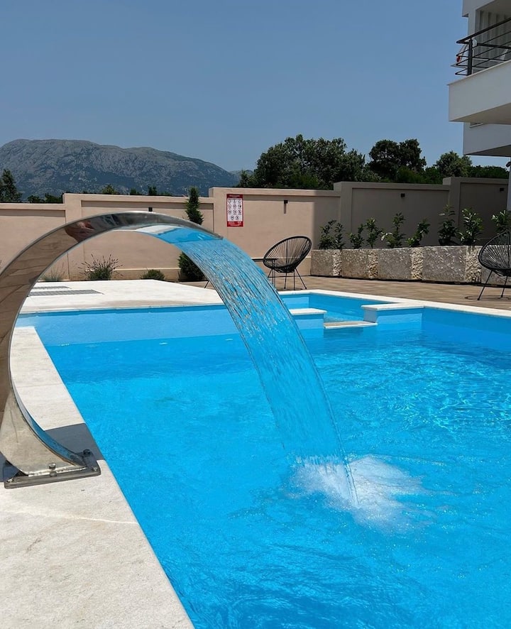 Apartment Complex With Pool In Bar, Montenegro - N - Montenegró