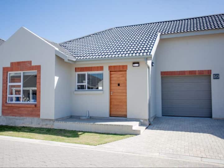 Luxury Townhouse - George