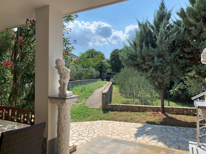 Apartment Volaric - 160 M From Sea - Crikvenica