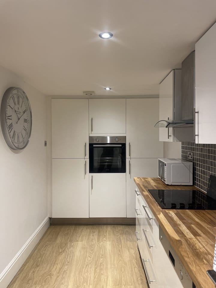 Beach House Courtyard 2 Bed - Southport