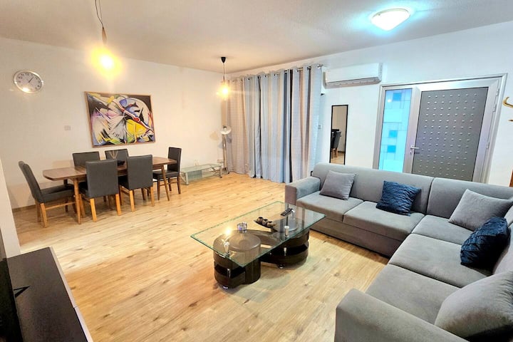Dasoudi Beach Apartment - Limassol