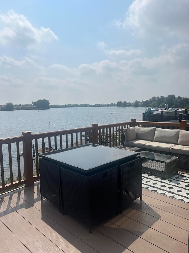 Waters Edge - Woodhall Spa