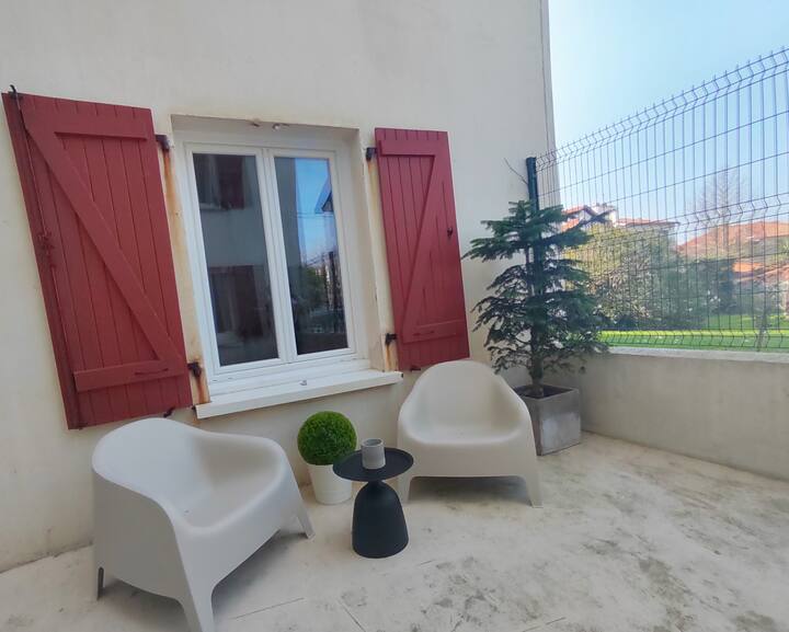Charmant T2 Avec Terrasse Proche Plage - Biarritz