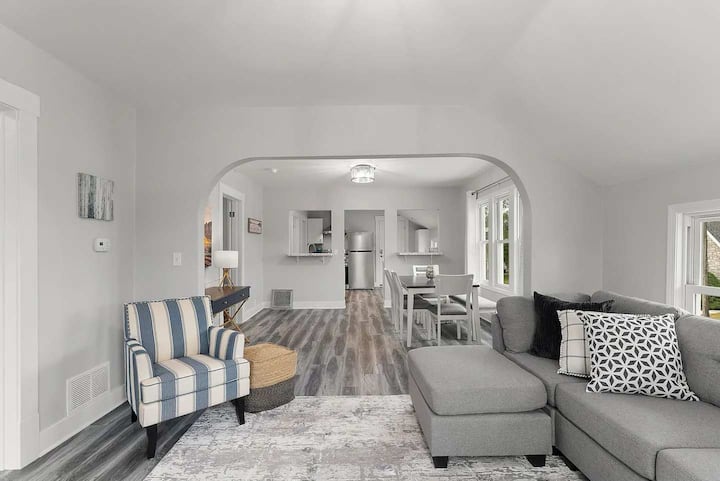 Neshotah Beach | Sleeps 6 | 45 Min To Lambeau - Two Rivers, WI