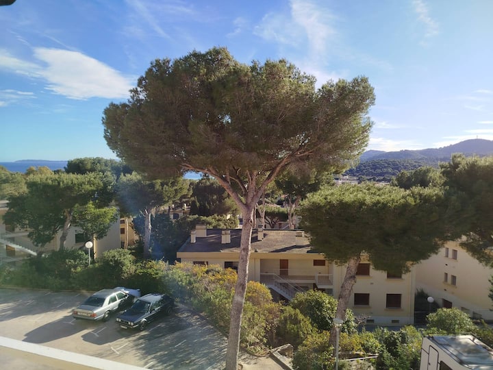 Appartement Bormes-les-mimosas, 2 Pièces, 5 Pers. - La Favière