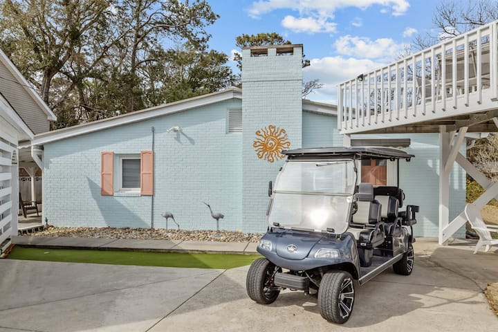 Renovated Coastal Retreat-rooftop Deck & Golf Cart - Atlantic Beach, NC