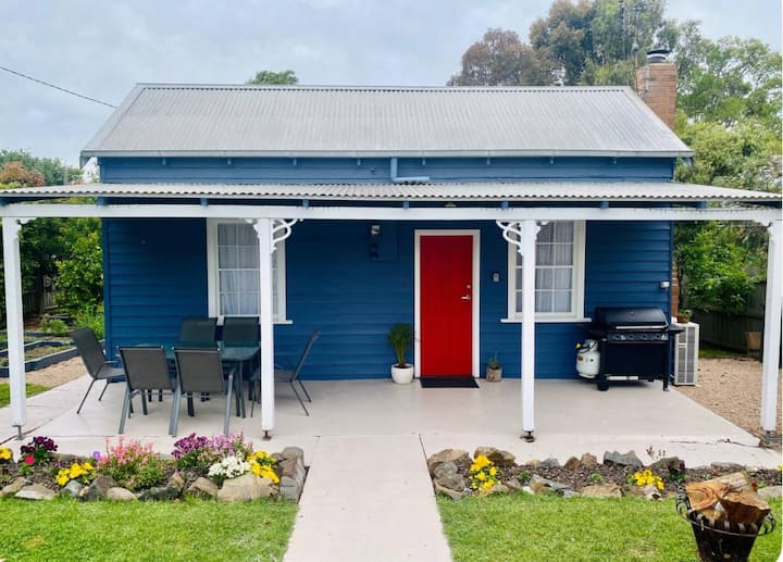 Welcome To The Blue Cottage – Orbost - Orbost