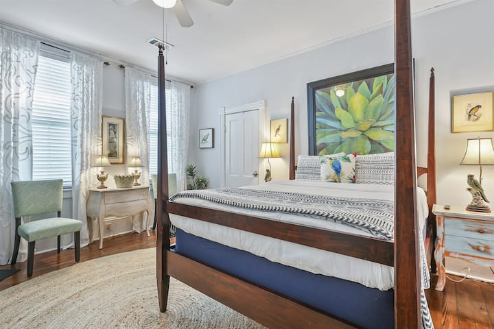 Downtown Savannah, 3 Bedroom, Walk To Forsyth Park - Savannah, GA