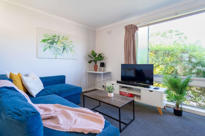 Sunny 2br Home In Highton – Easy Geelong Access - Geelong