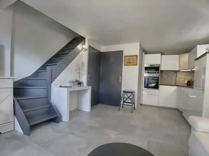 Appartement 8 Pers. Avec Terrasse, Proche Centre - Saintes-Maries-de-la-Mer