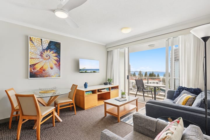 Coastal 1-bed Escape Located In Twin Towns - Coolangatta