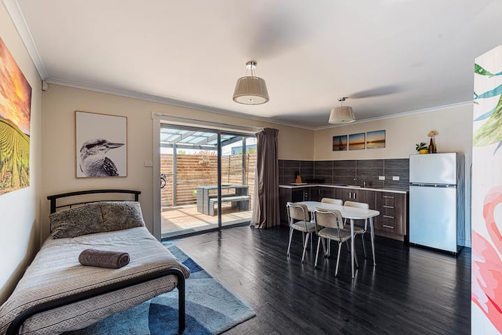 Ruby Soho Workshop Villa 1 - Port Sorell