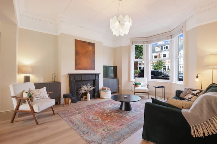St George's Apartment - North East Escapes - Newcastle upon Tyne