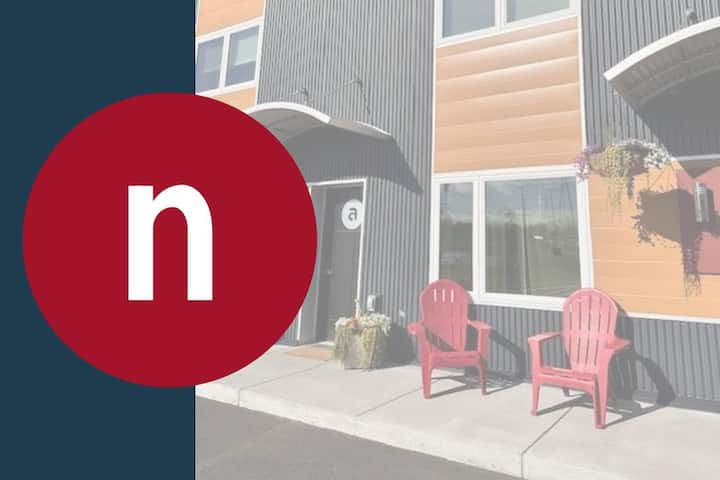 Dwell In Alaska "Bigger" Unit N - Fairbanks, AK