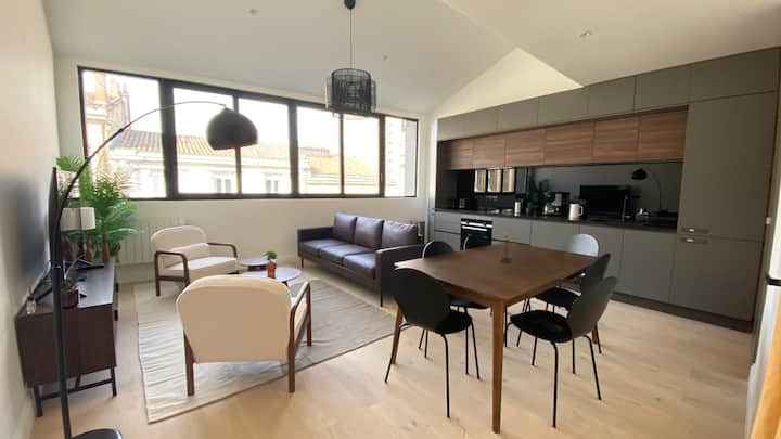 Duplex Prestigieux Au Cœur Du Triangle D Or - Bordeaux