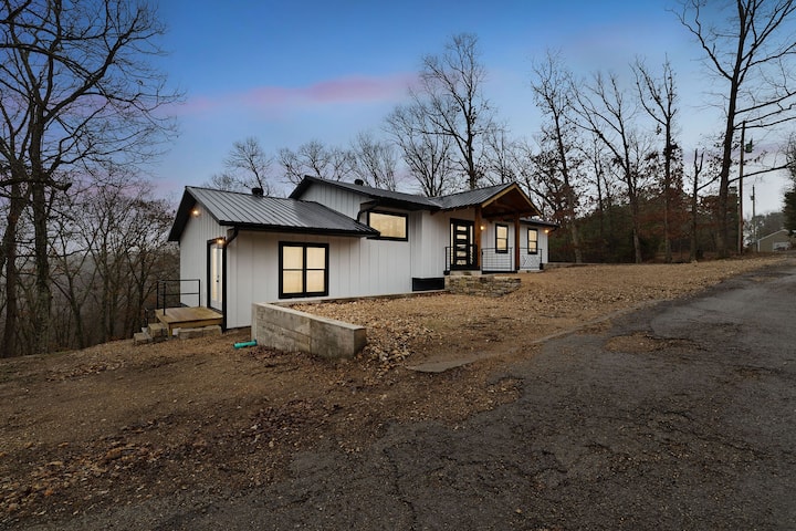 New! Lost Ridge Retreat - Eureka Springs, AR