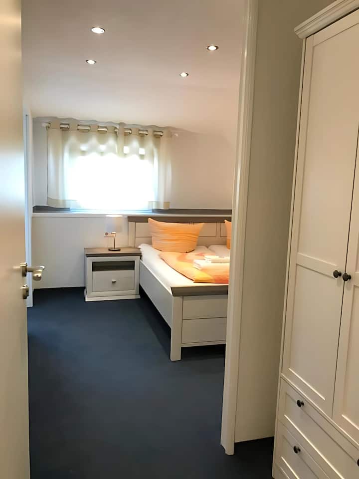 Quadruple Room - Rust