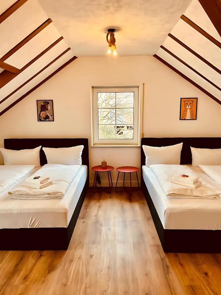 Rental-apartment-private Bathroom-balcony-1 - Rust