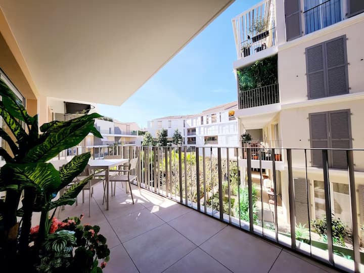 Le Marend 4 - T3 Avec Terrasse - Plage de la Salis - Antibes