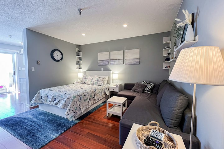 Charming Condo With Pool, Sauna, And Game Room - Wells, ME