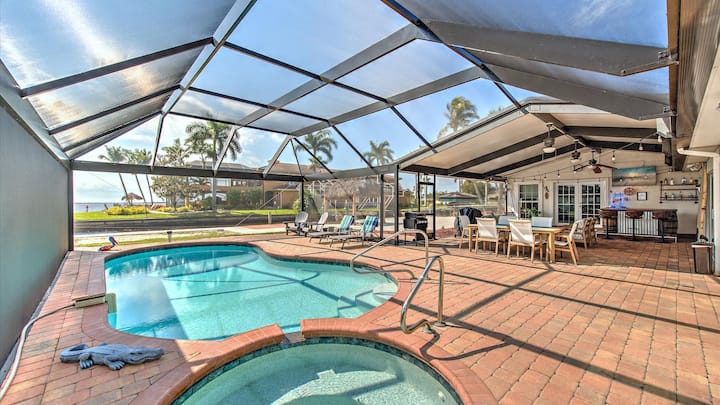 Villa River Dream - 4bed/3bath On The River In Cc - Cape Coral, FL