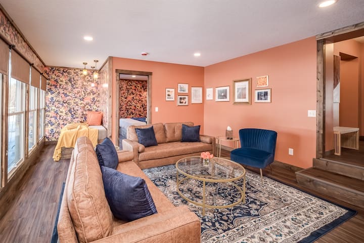 Cook & Stay | Full Kitchen + Free Parking - Hastings, MN