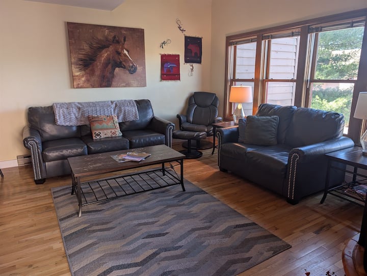 La Plata Views | In-town | Pool | Hot Tub - Durango, CO