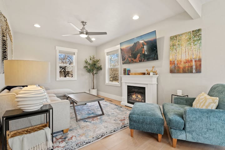 Csu Hideaway – King Bd, Backyard Oasis, Ev Charger - Fort Collins, CO