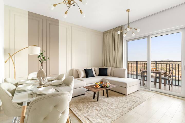 Bustling Escape - Near Ferrari World & Yas Mall - 아부다비