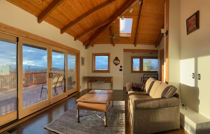 Hilltop Retreat 3 Br Incredible Views! - Camp Verde, AZ