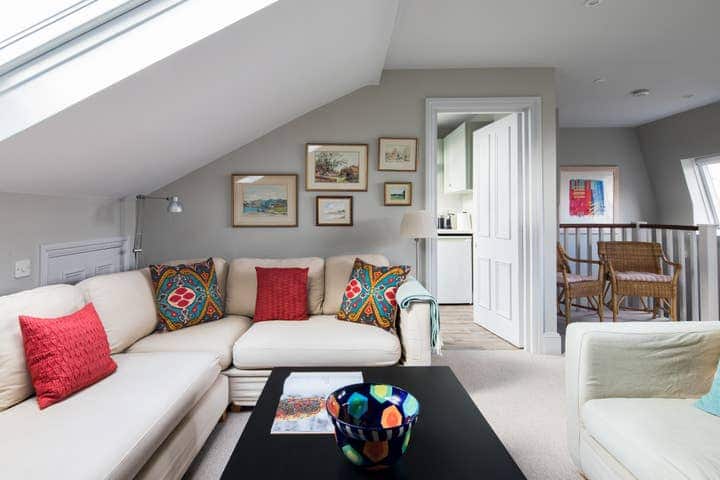3-bed Family Home Steps From Kensington Tube - Hammersmith - London