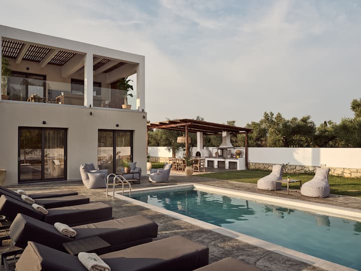 Cozy Aura 2 Bedroom Residence With Private Pool - Zakynthos